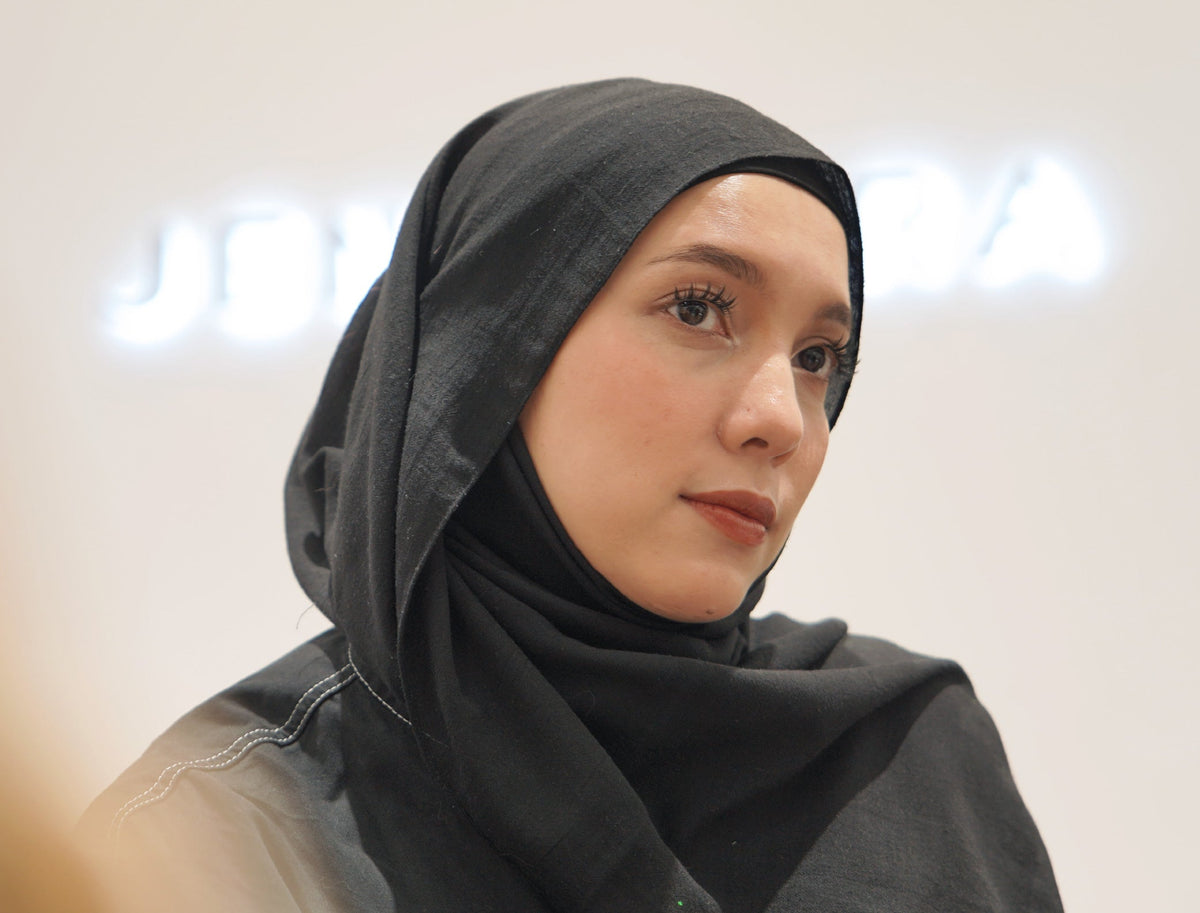 #BLPMUSE | JENAHARA NASUTION ON BEING A FASHION DESIGNER AND KEEPING H – BLP Beauty